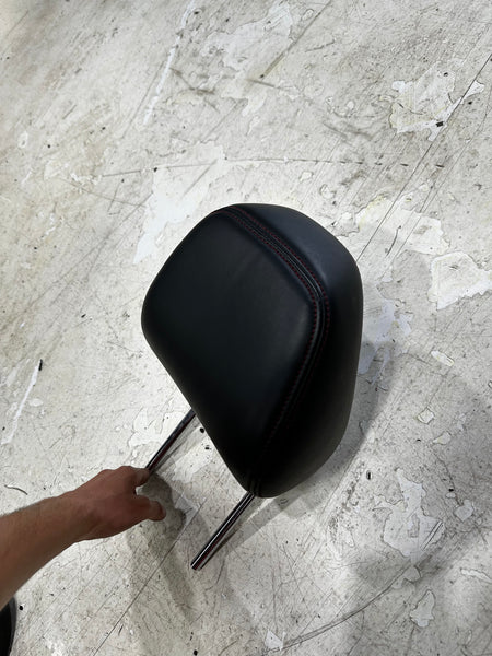 Q50 Headrest with Red Stitching – 1320 Motorsport